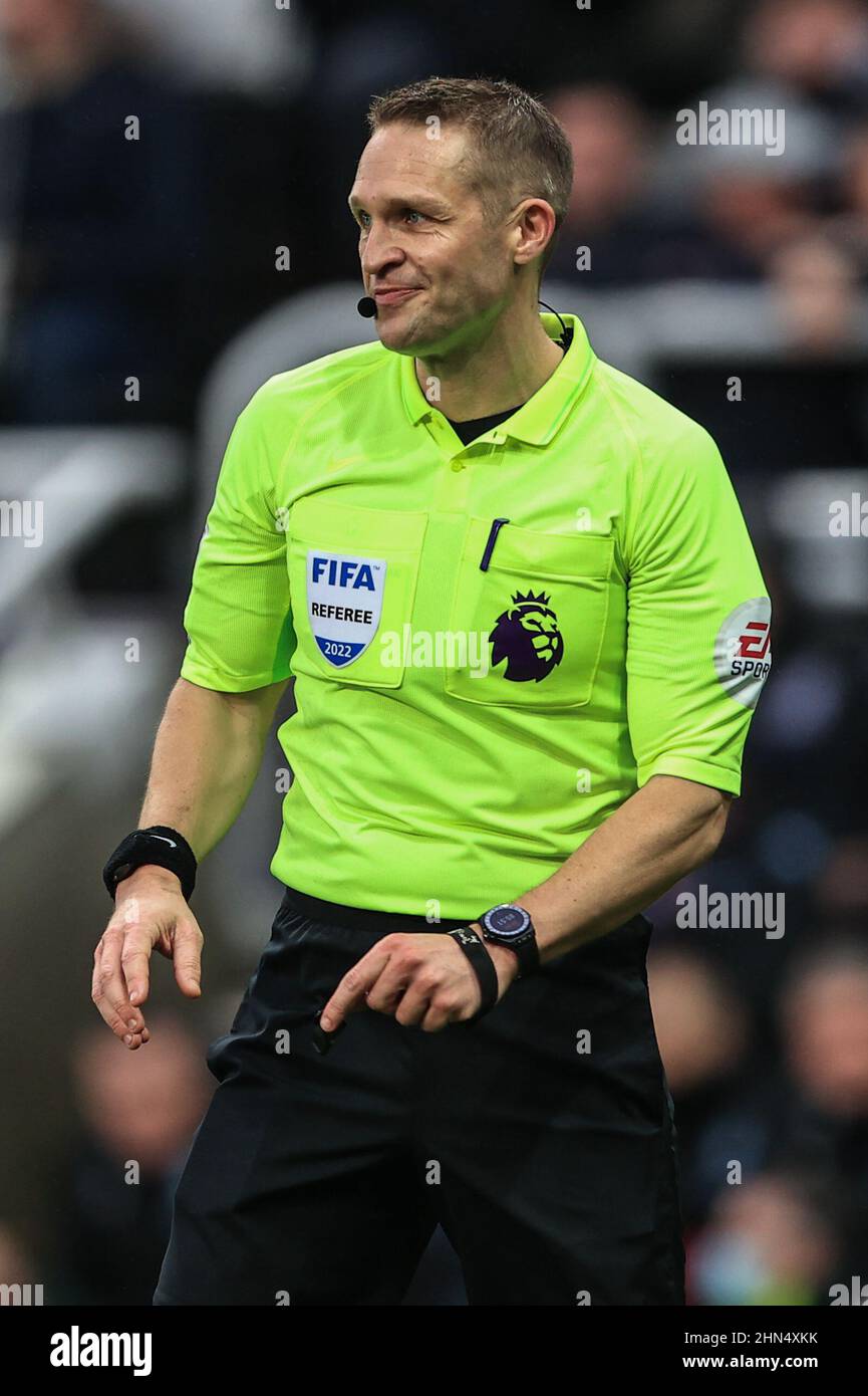 referee Craig Pawson during the game Stock Photo - Alamy