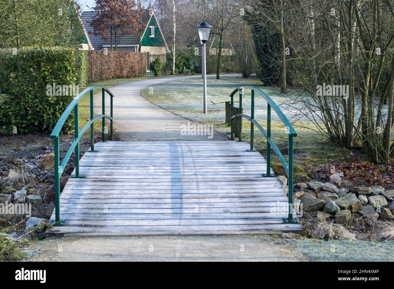 Bridge over river in park hi-res stock photography and images - Alamy