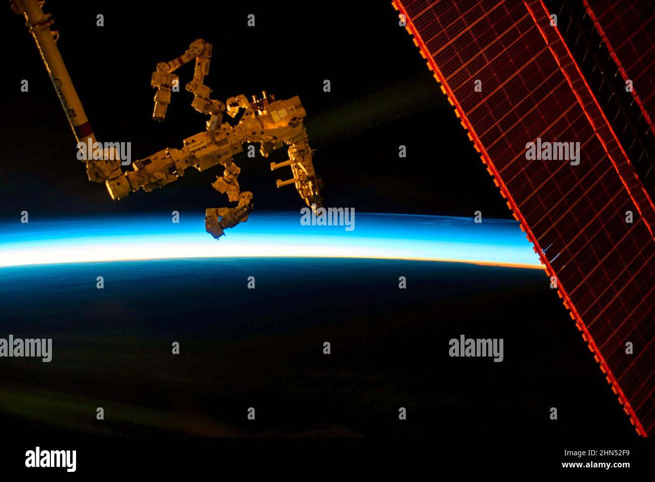 Solar panels of the ISS Stock Photo - Alamy