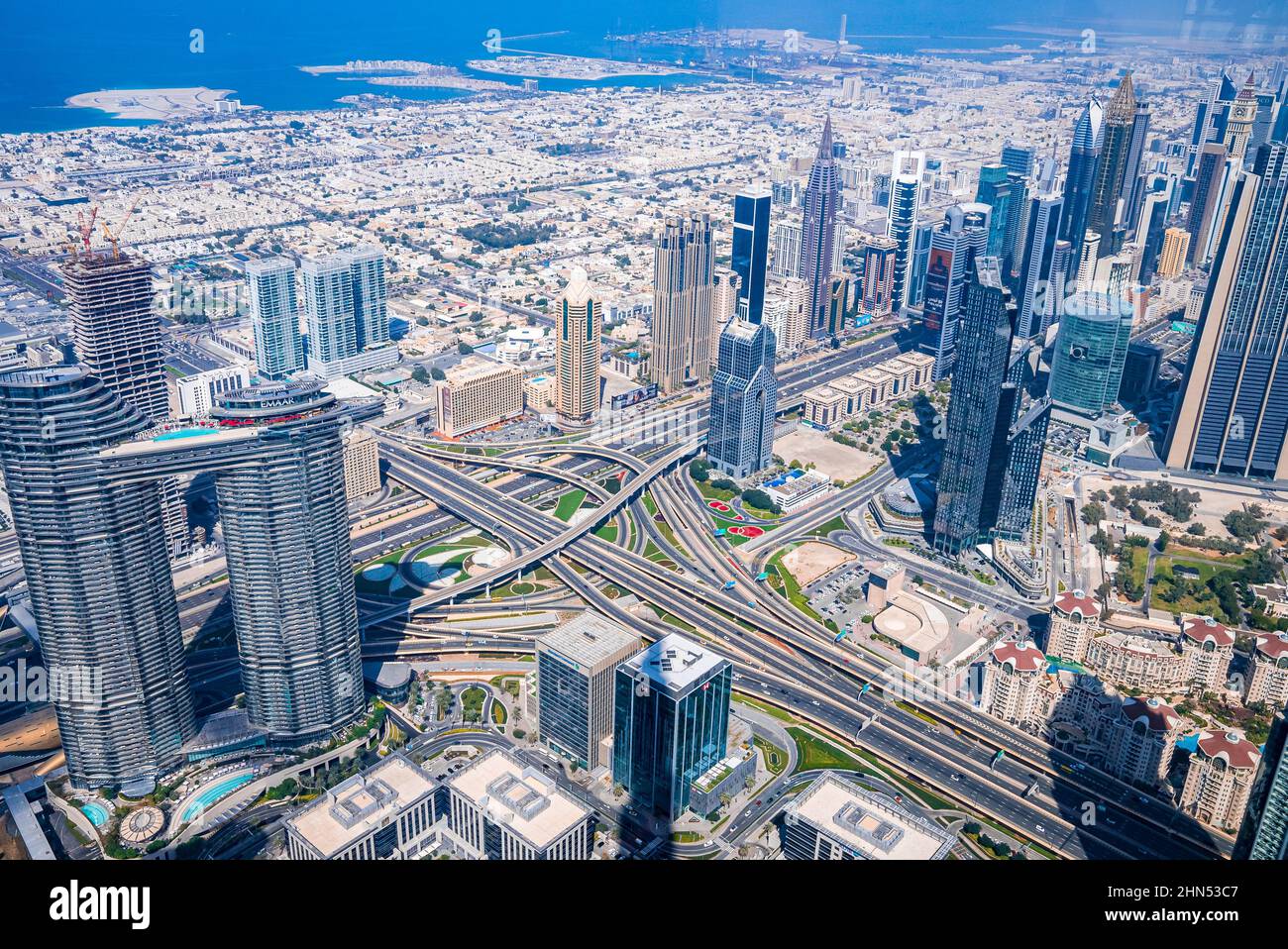 Uae dubai highway motorway construction hi-res stock photography and ...