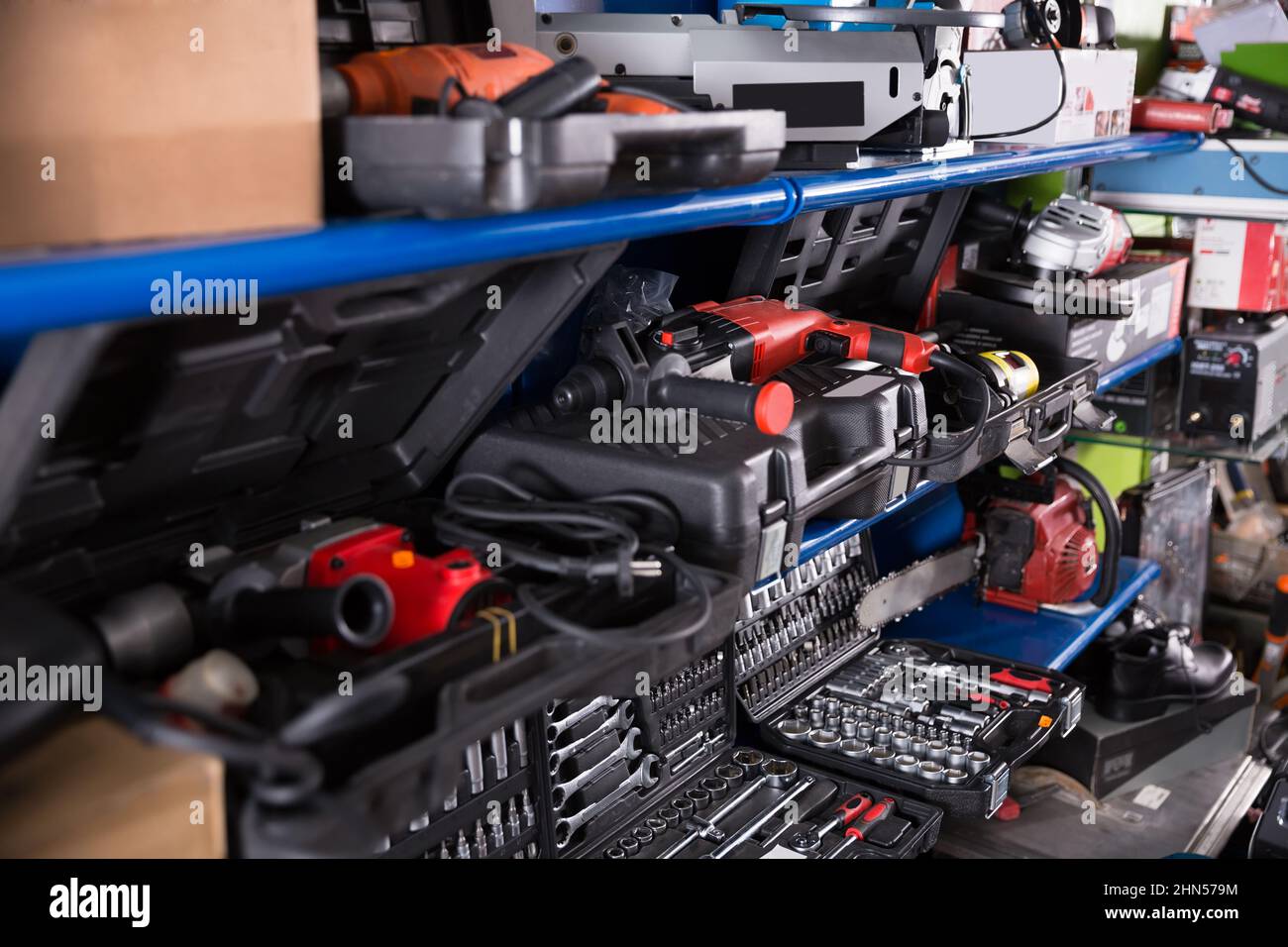 Rows hardware repair tools hi-res stock photography and images - Alamy