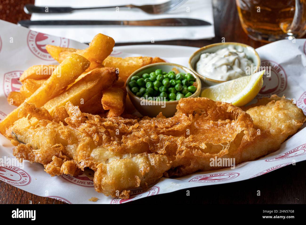 Gastro pub chips hi-res stock photography and images - Alamy