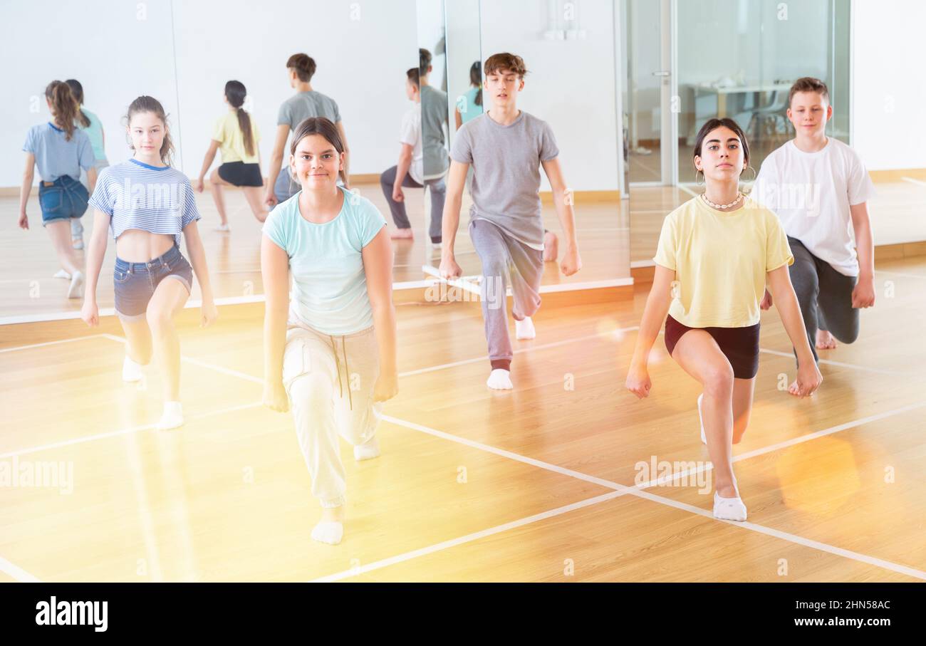 Teenage dancers practicing new dance in studio Stock Photo - Alamy