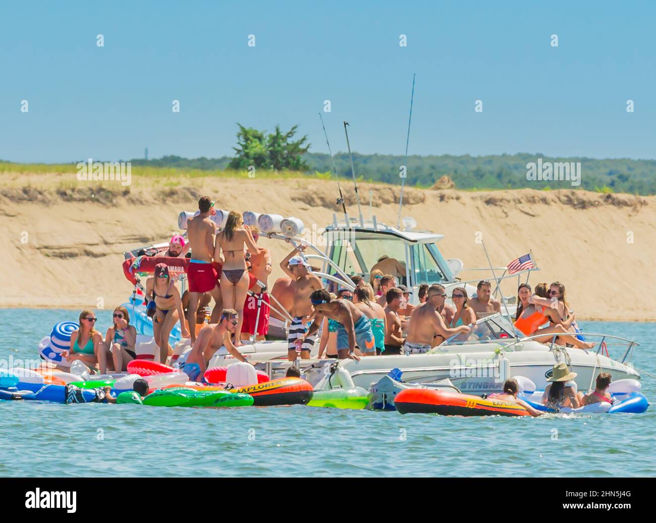 Girls boat party hi-res stock photography and images - Alamy