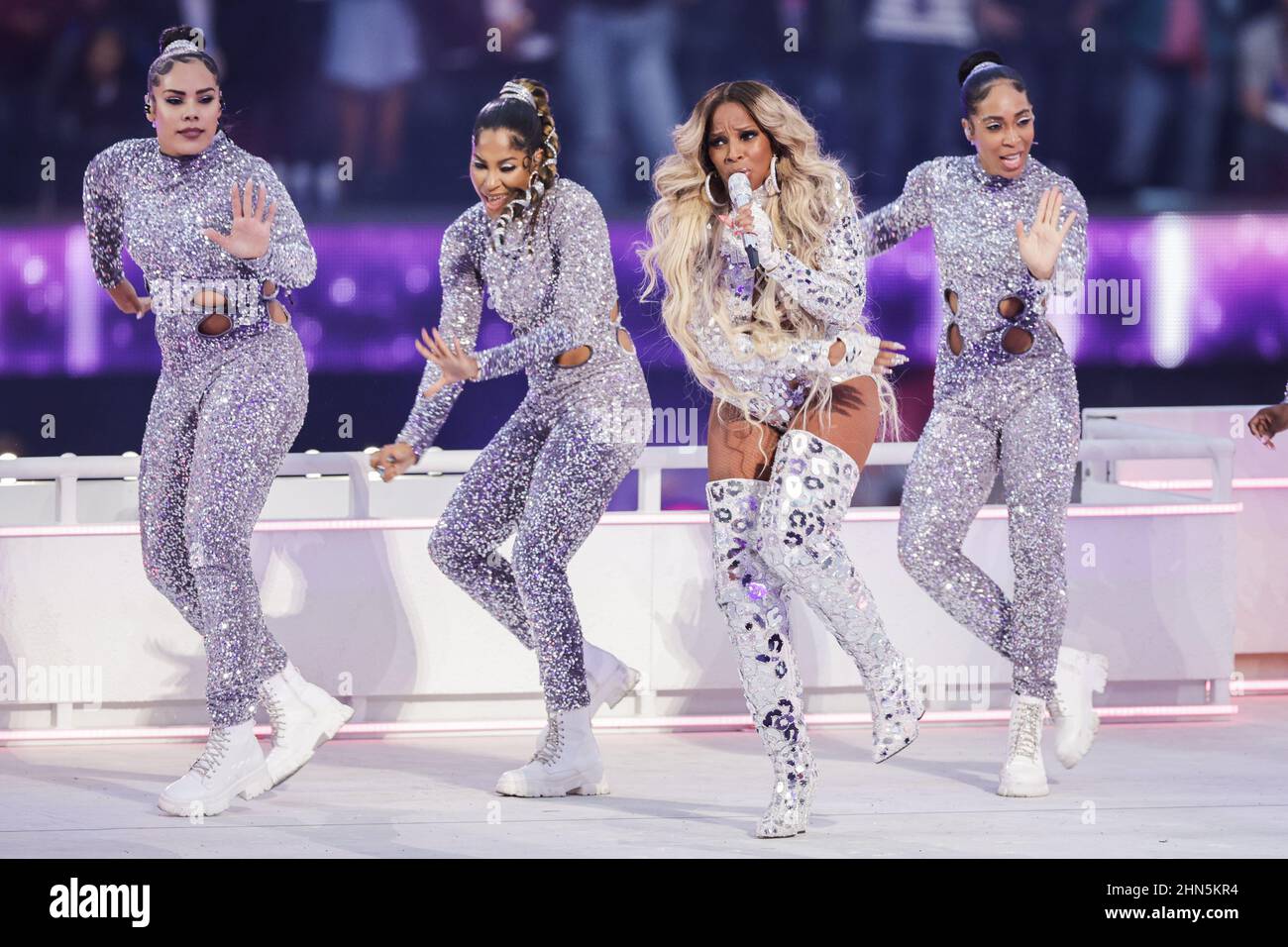 Mary J. Blige performs during the Super Bowl LVI Halftime Show at SoFi ...