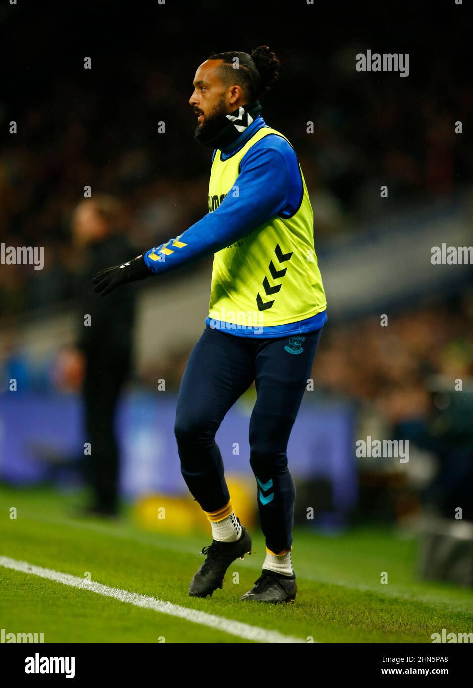 London, England - FEBRUARY 09: Southampton's Theo Walcott during ...