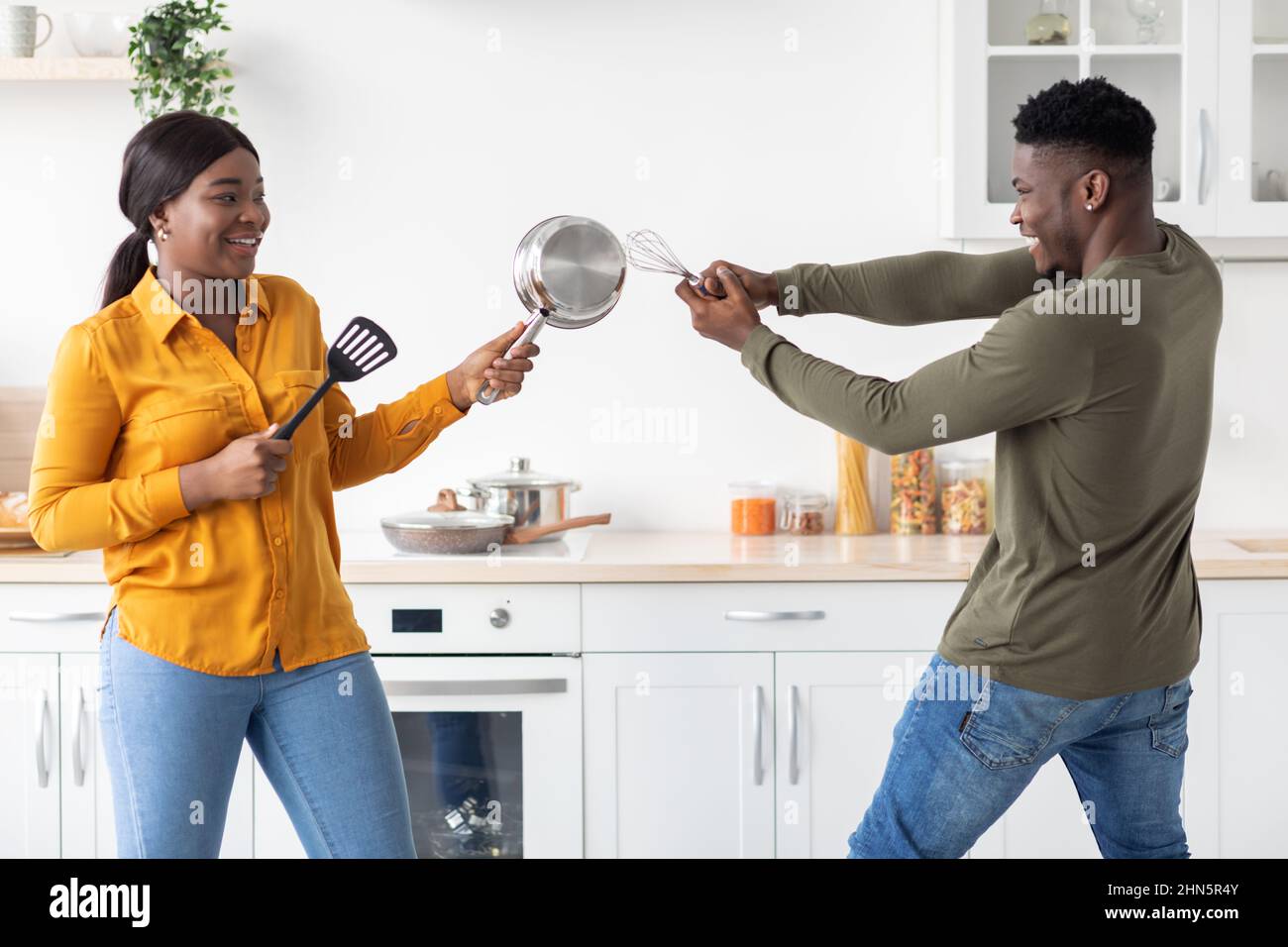 Funny food fight hi-res stock photography and images - Alamy