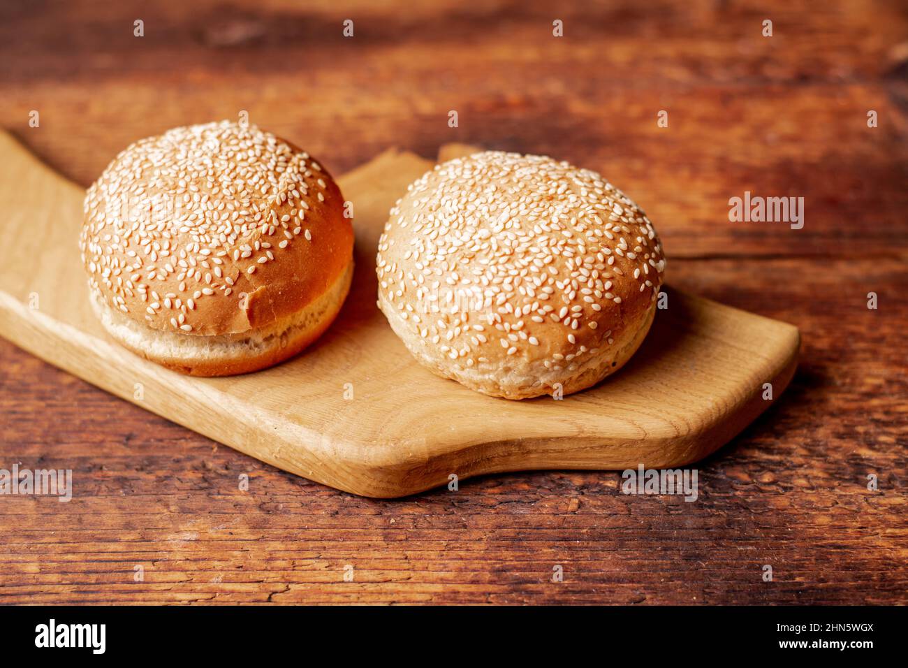 Empty burger bun cut hi-res stock photography and images - Alamy