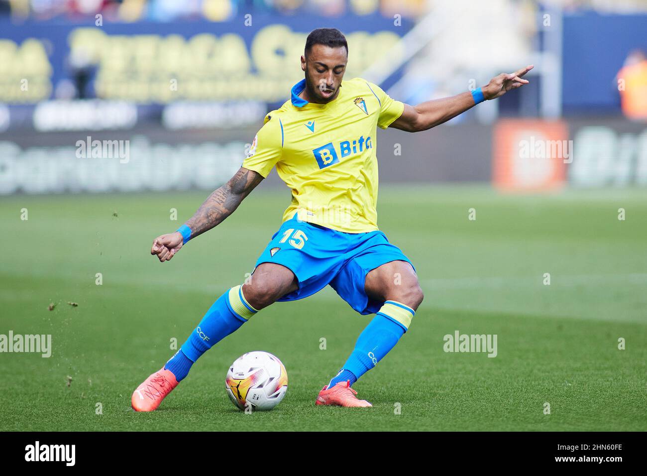 Carlos akapo of cadiz cf hi-res stock photography and images - Alamy