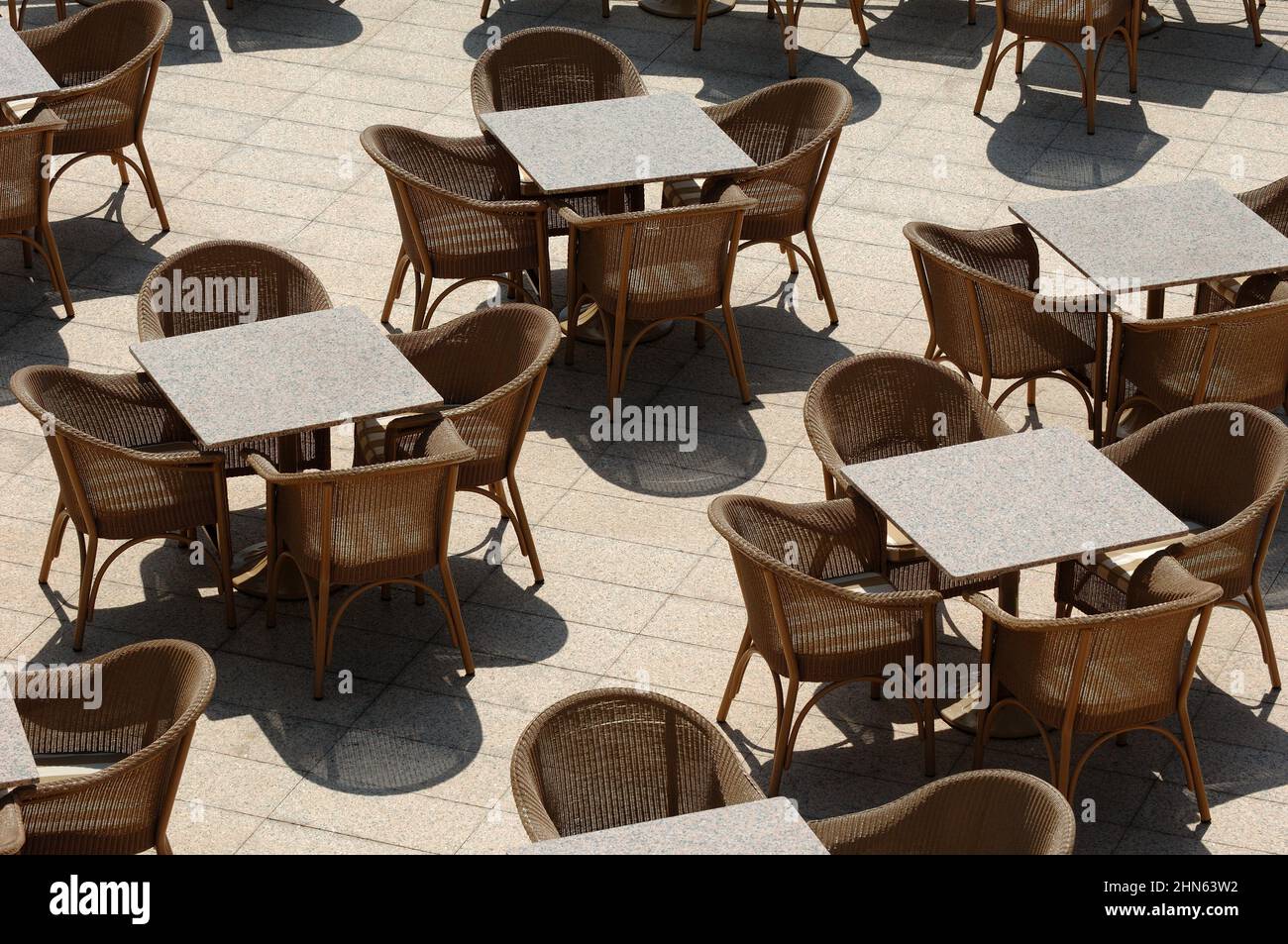 Many empty restaurant tables Stock Photo - Alamy