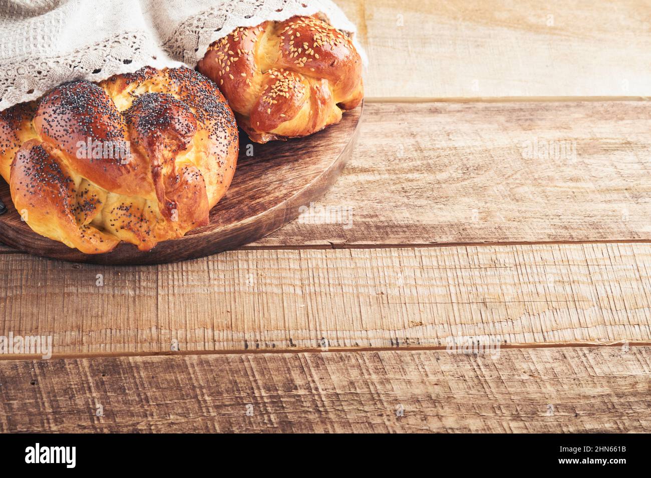 Jewish tradition of shabbat hi-res stock photography and images - Alamy