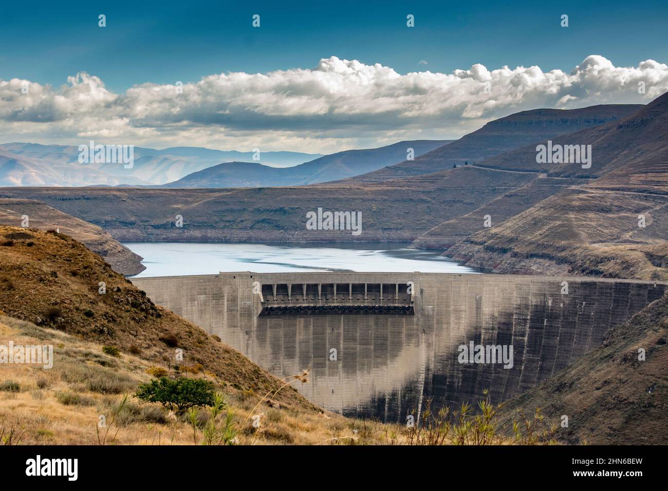 Katse dam wall hi-res stock photography and images - Alamy