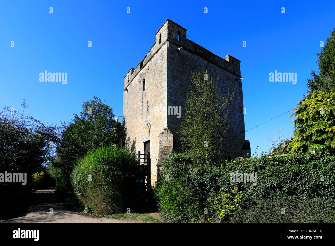 The Longthorpe Tower, Peterborough City, Cambridgeshire, England, UK ...