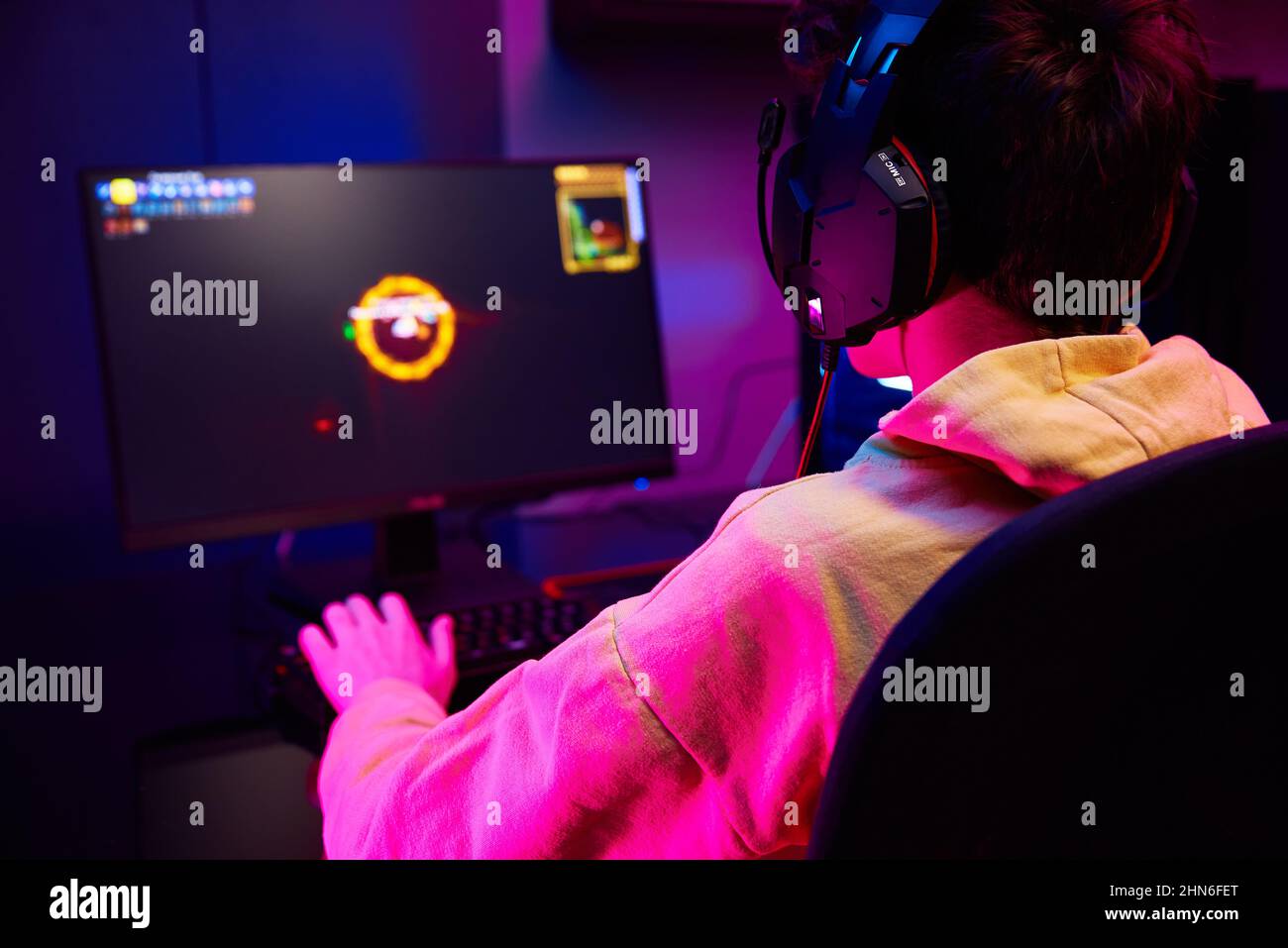 Man play rgb hi-res stock photography and images - Alamy