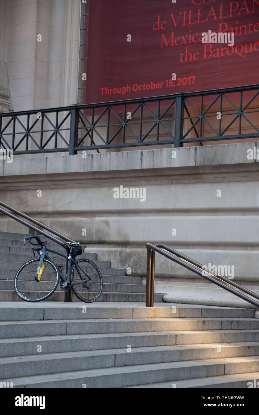 Leaning against rail hi-res stock photography and images - Alamy