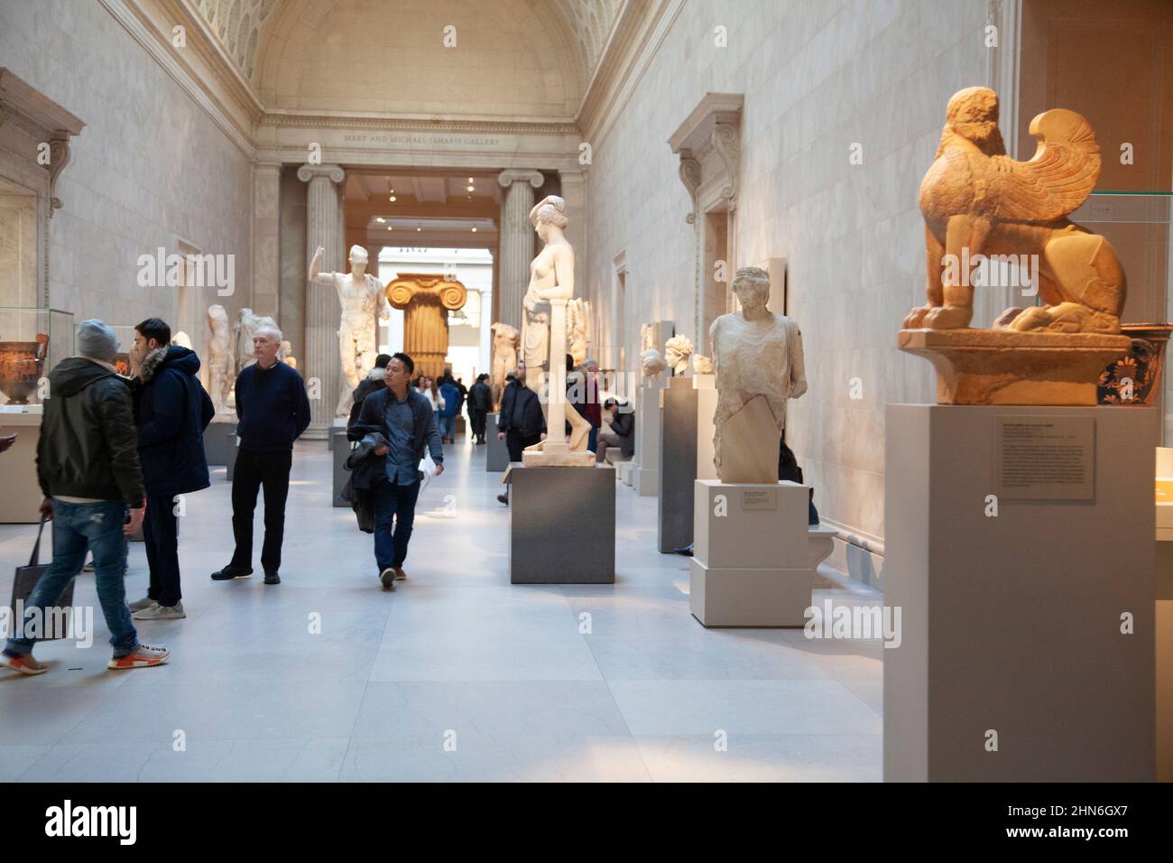 Greek and roman sculptures hi-res stock photography and images - Alamy