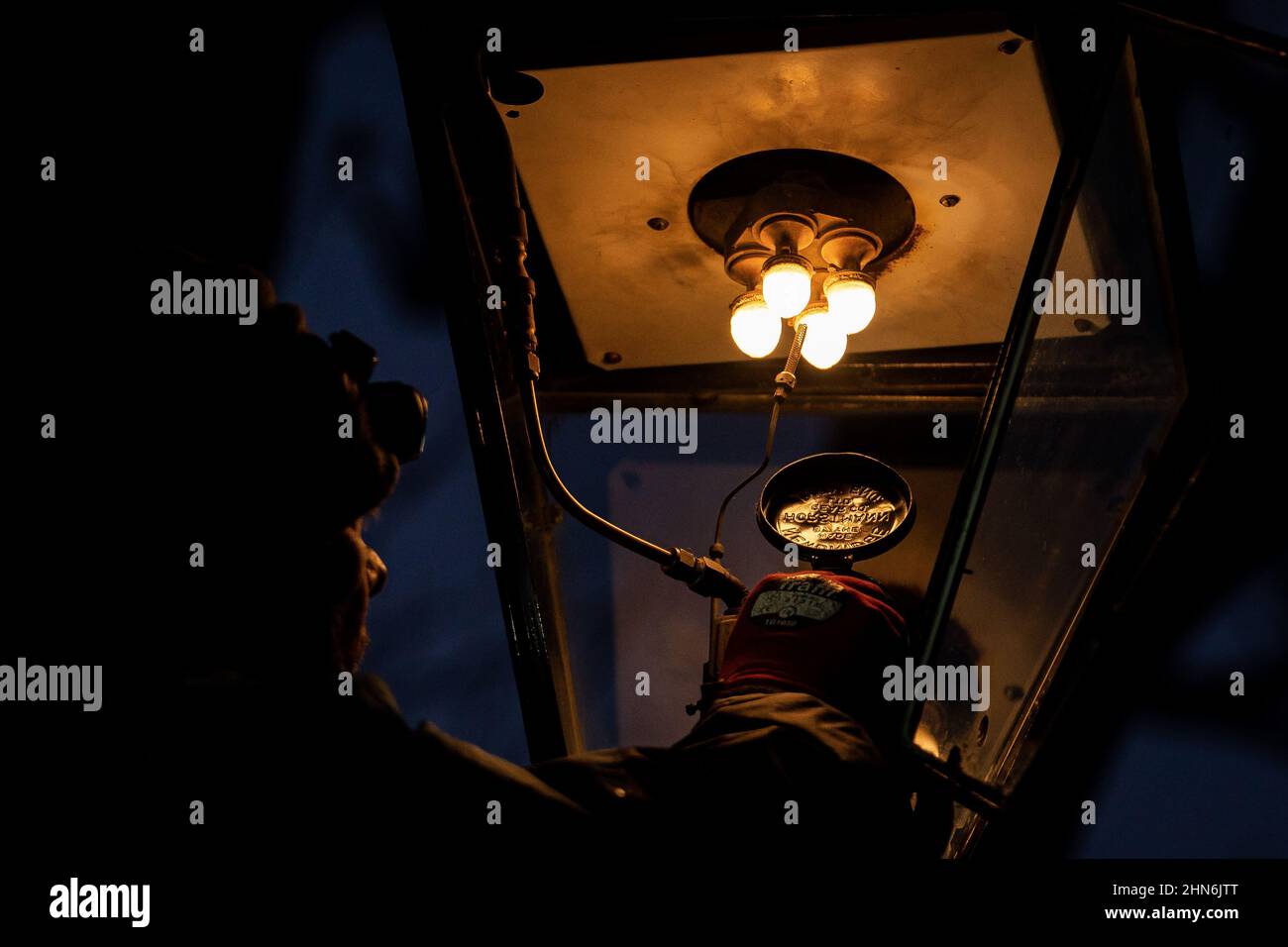 Victorian gas lamps hi-res stock photography and images - Alamy