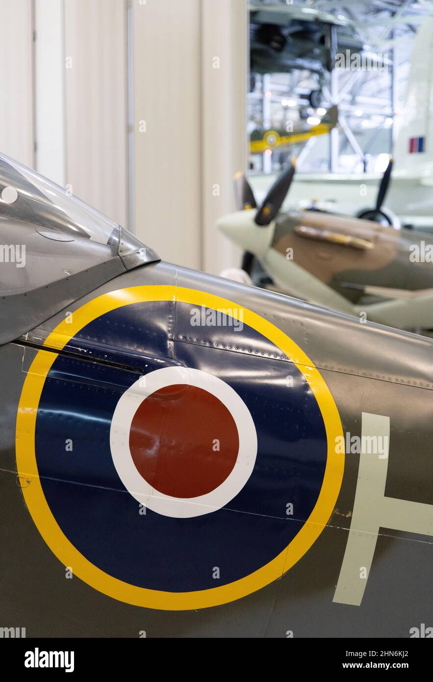 Spitfire raf plane hi-res stock photography and images - Alamy
