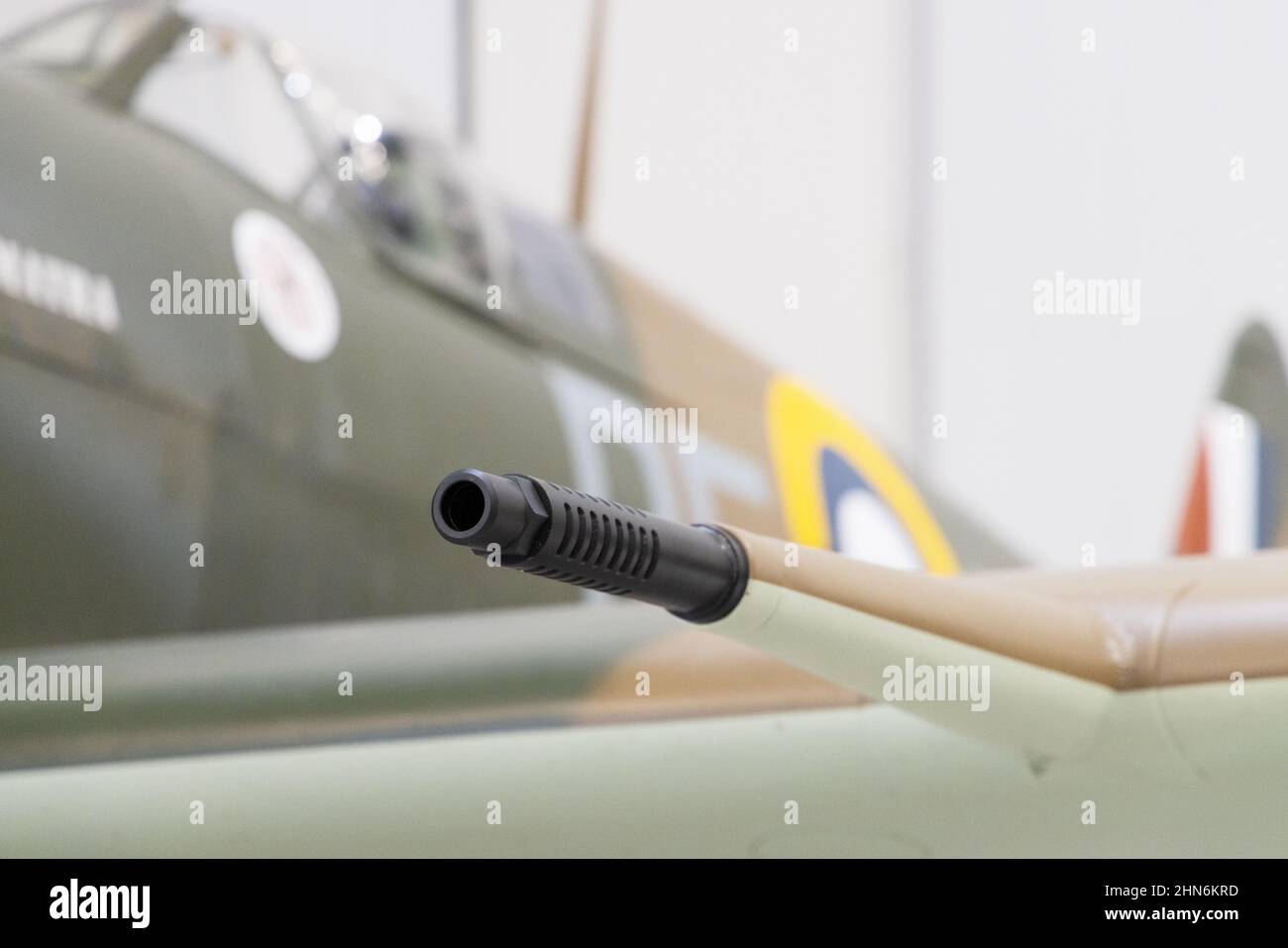 Spitfire wing cannon hi-res stock photography and images - Alamy