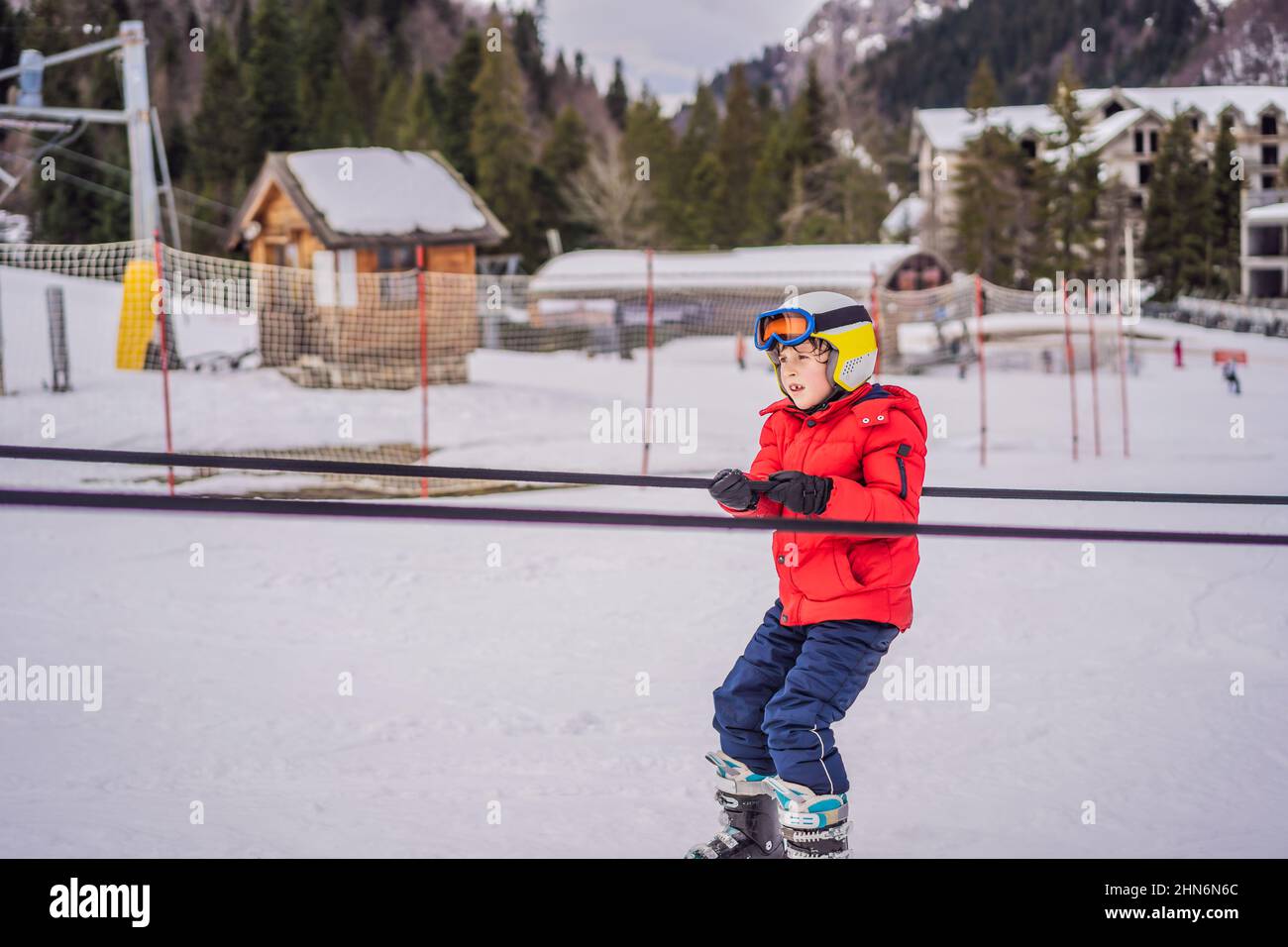 Child to a ski race hi-res stock photography and images - Alamy