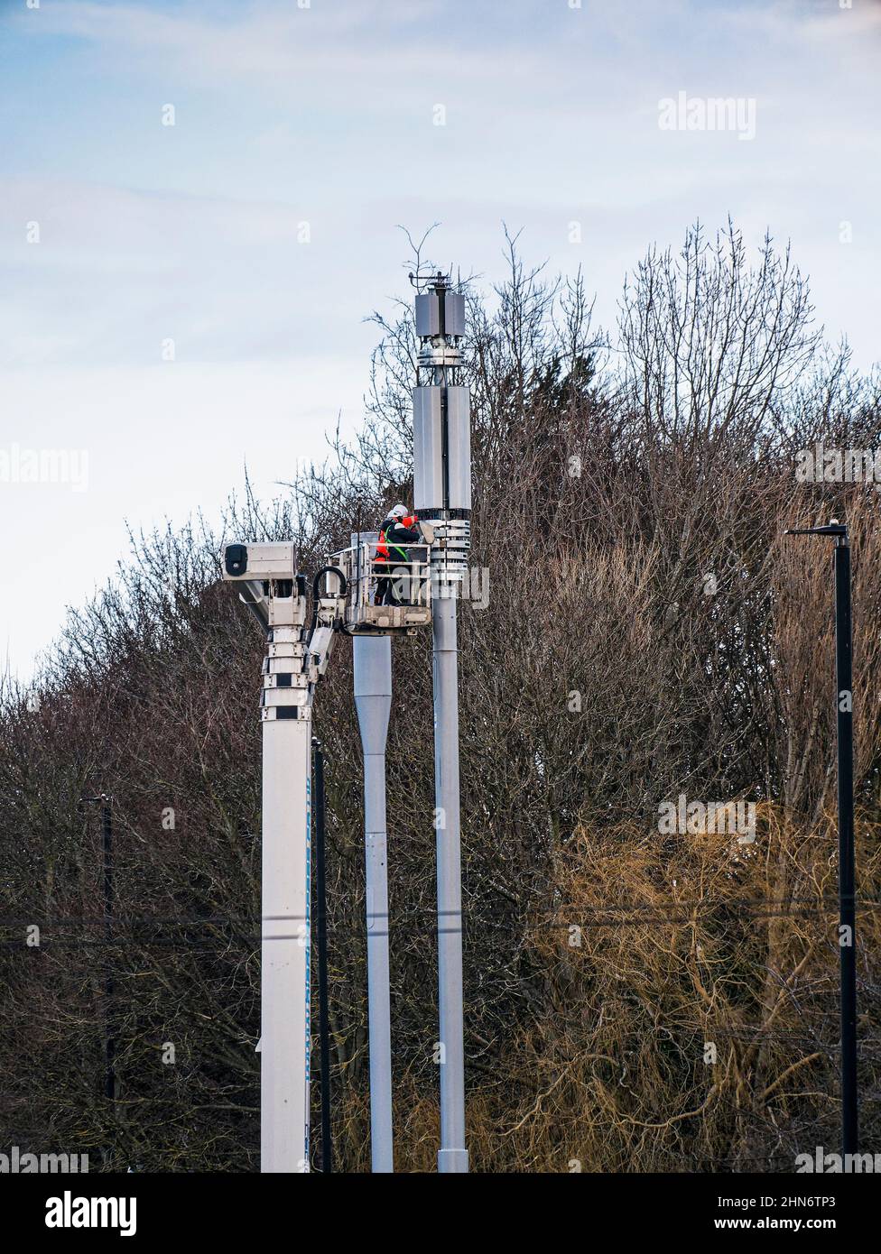 Cell tower repair hi-res stock photography and images - Alamy