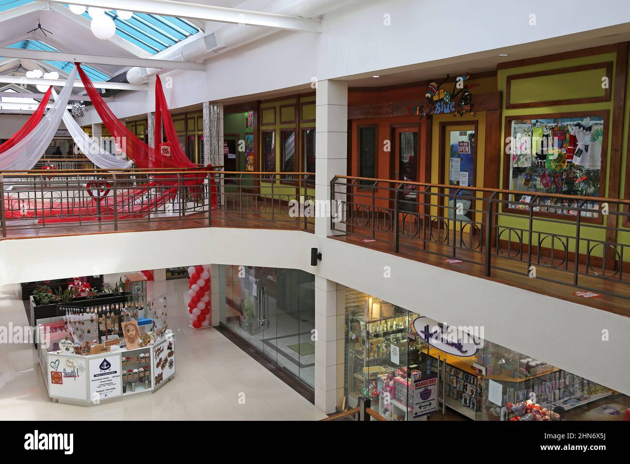 Rodney bay st lucia shops hi-res stock photography and images - Alamy