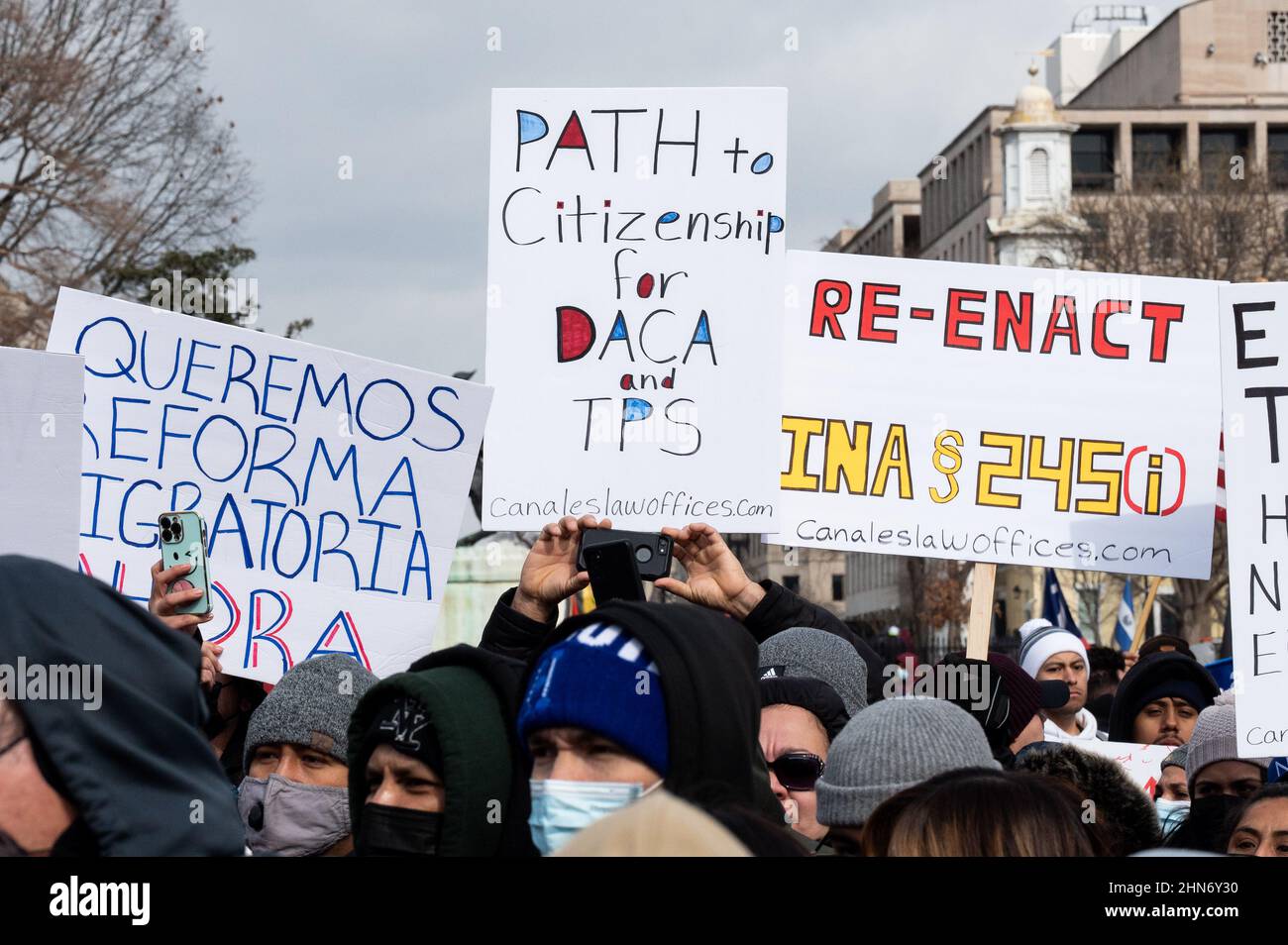 Daca protest washington dc hi-res stock photography and images - Alamy