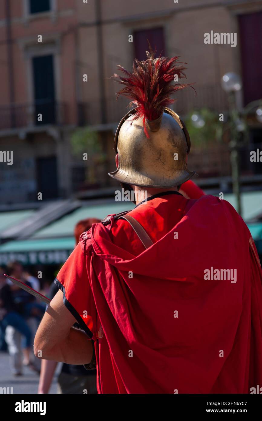 Performers dressed hi-res stock photography and images - Alamy