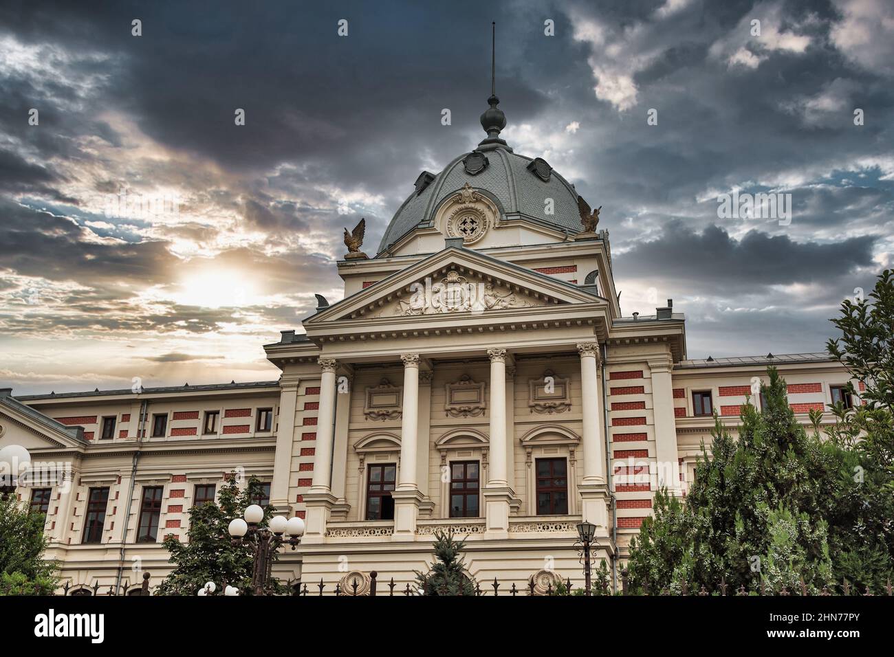 Bucharest clinical emergency hospital hi-res stock photography and ...
