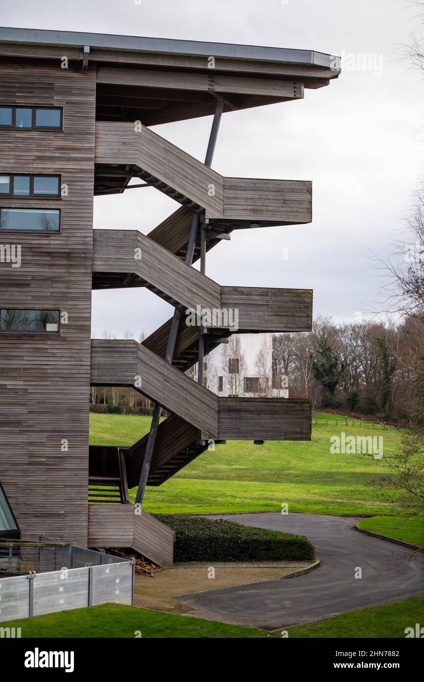 Glass and wood in building architecture, application and combination in ...