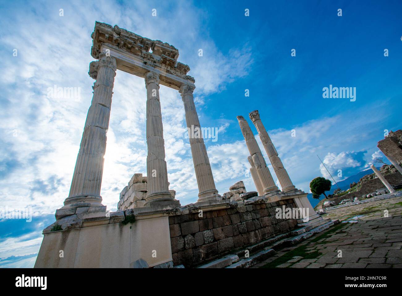 Acropol hi-res stock photography and images - Alamy