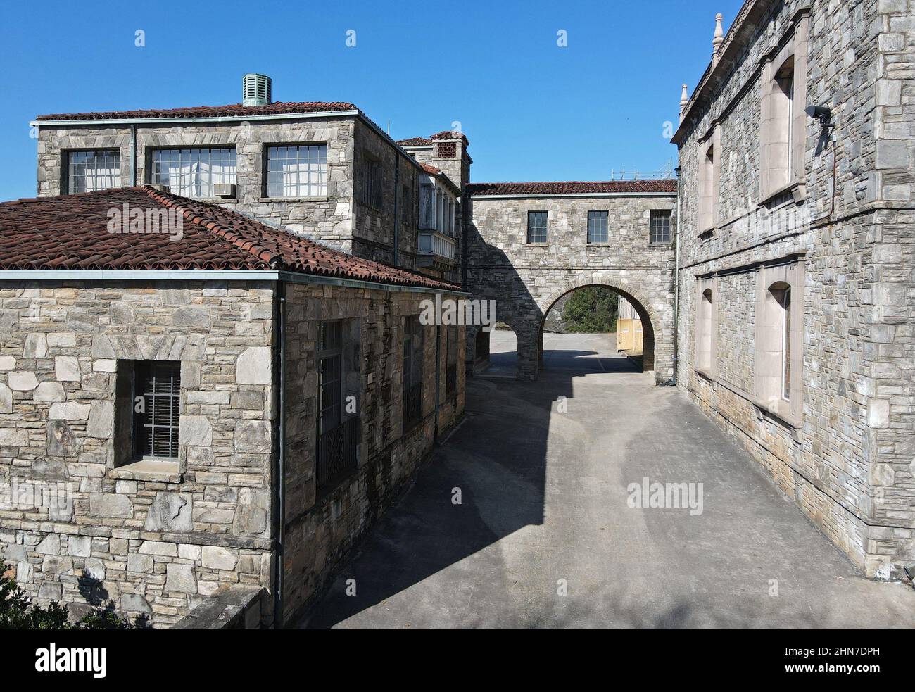 Atlanta, GA, USA. 13th Feb, 2022. Ozark Filming Locations, Omar Navarro ...