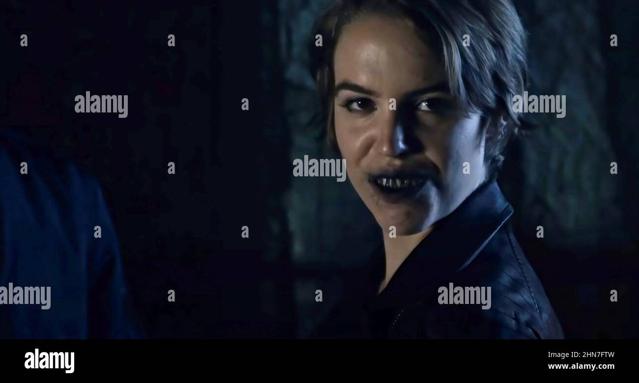 FLEE THE LIGHT, Annie Tuma, 2021. © Breaking Glass Pictures / Courtesy ...