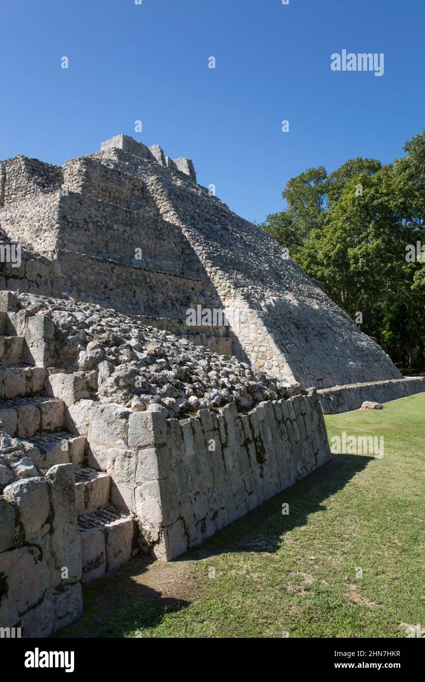 Temple of the South, Edzna Archaeological Zone, Campeche State, Mexico ...