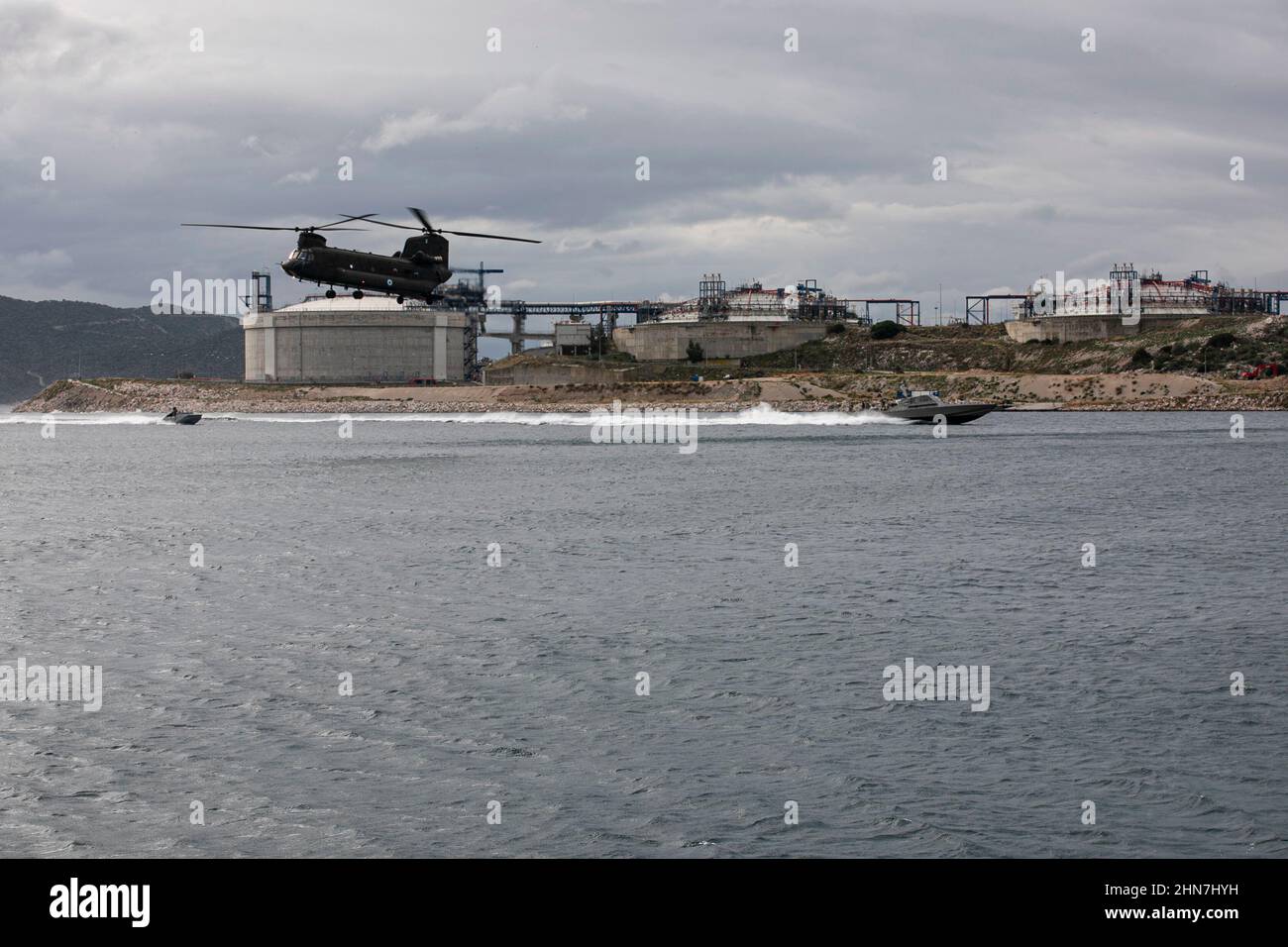 A U.S. Army CH-47 Chinook assigned to U.S. Special Operations Command ...