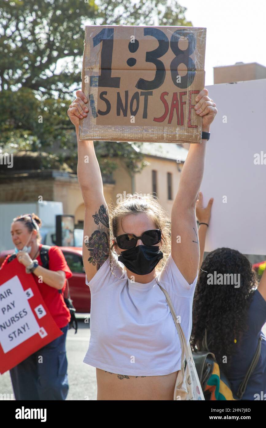 Sydney, Australia. 15th February 2022. NSW nurses strike in defiance of ...