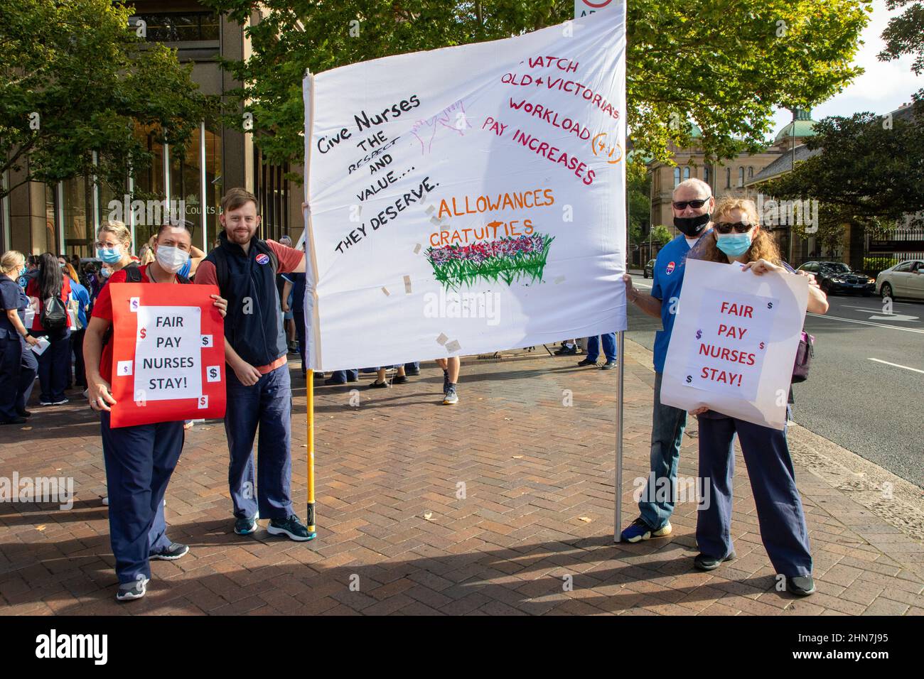 Sydney, Australia. 15th February 2022. NSW nurses strike in defiance of ...