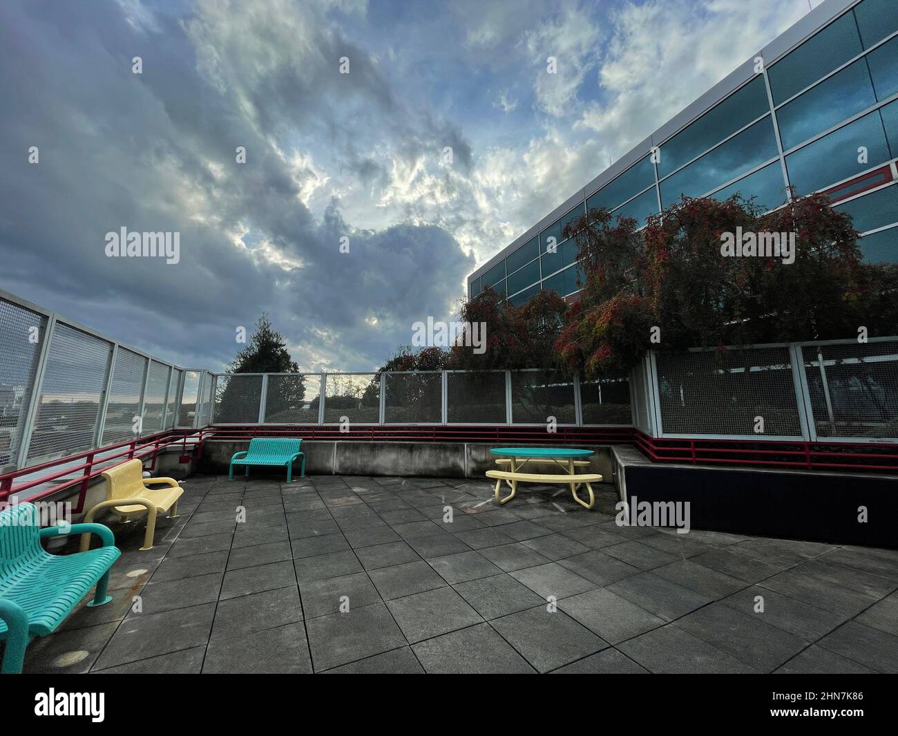 Hospital wall corner hi-res stock photography and images - Alamy