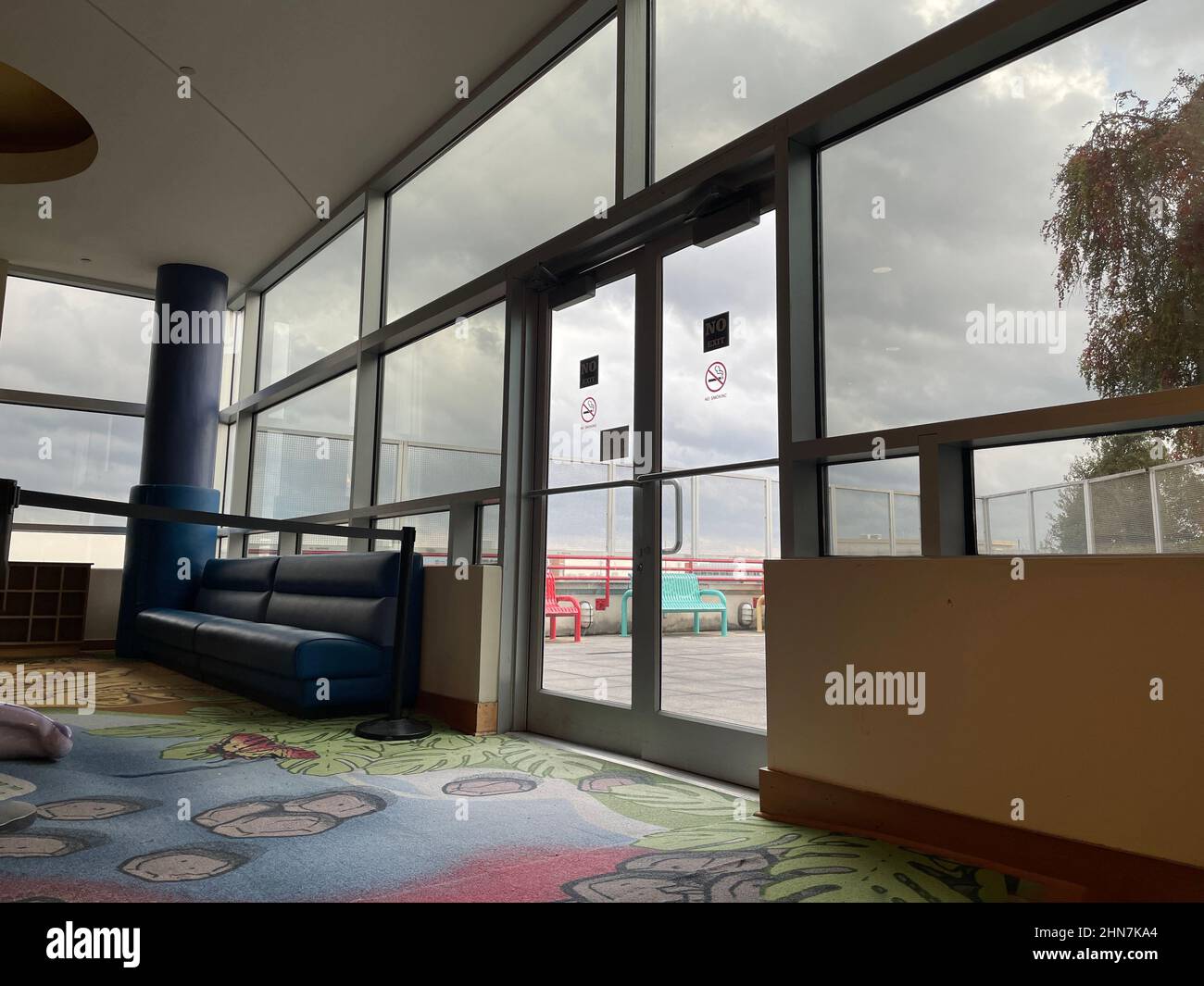 Augusta, Ga USA - 12 13 21: Childrens Hospital waiting room doors going ...