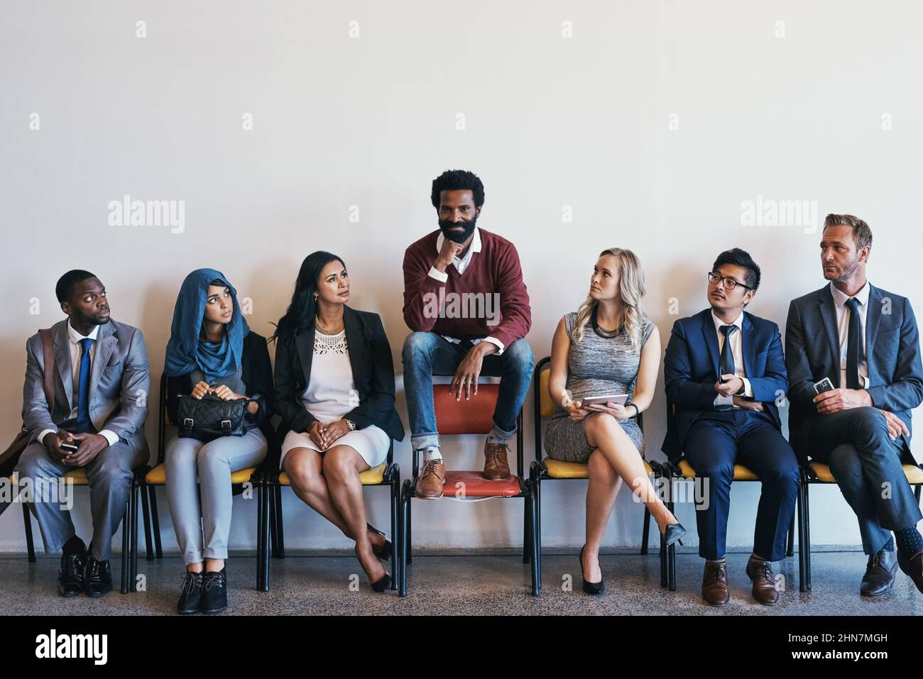 Women interviews a man hi-res stock photography and images - Alamy