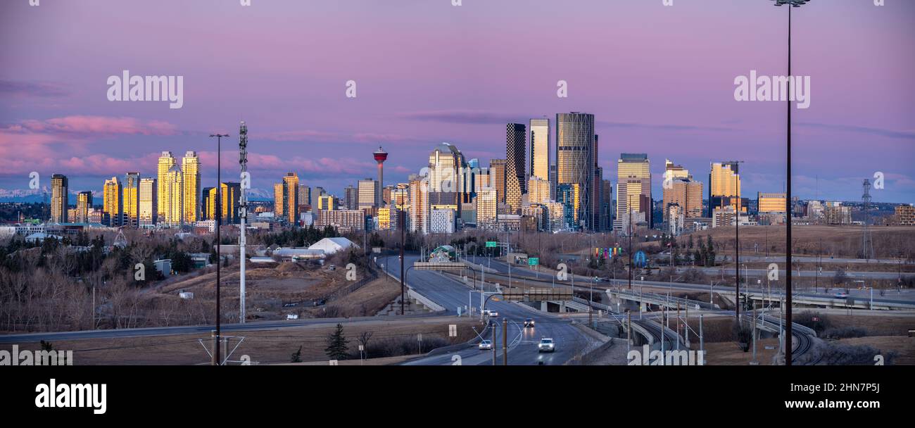 Calgary skyline panoramic view hi-res stock photography and images - Alamy