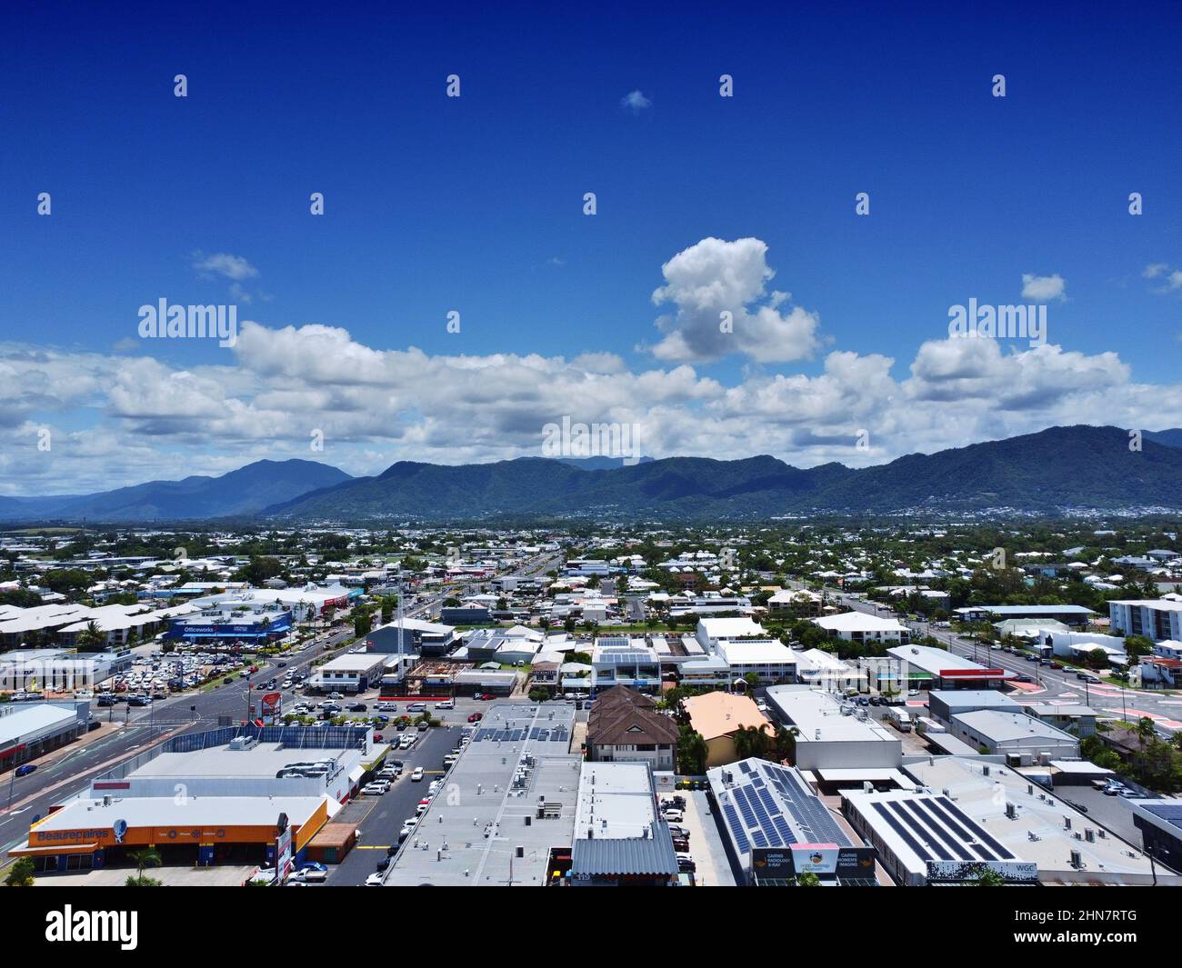 Aerial View of Cairnscity with mountain backdrop Stock Photo - Alamy