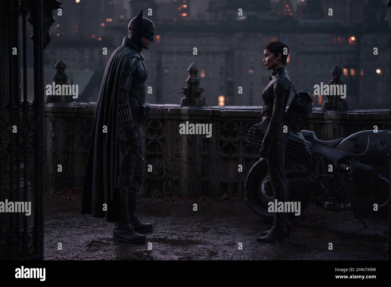 The batman 2022 film still hi-res stock photography and images - Alamy
