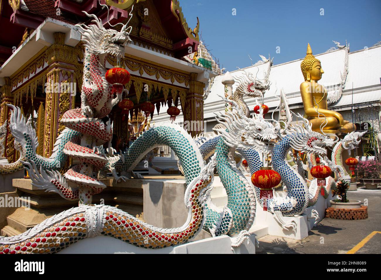 Wat Pracha Rat Bamrung or Rang Man temple for thai people and foreign ...