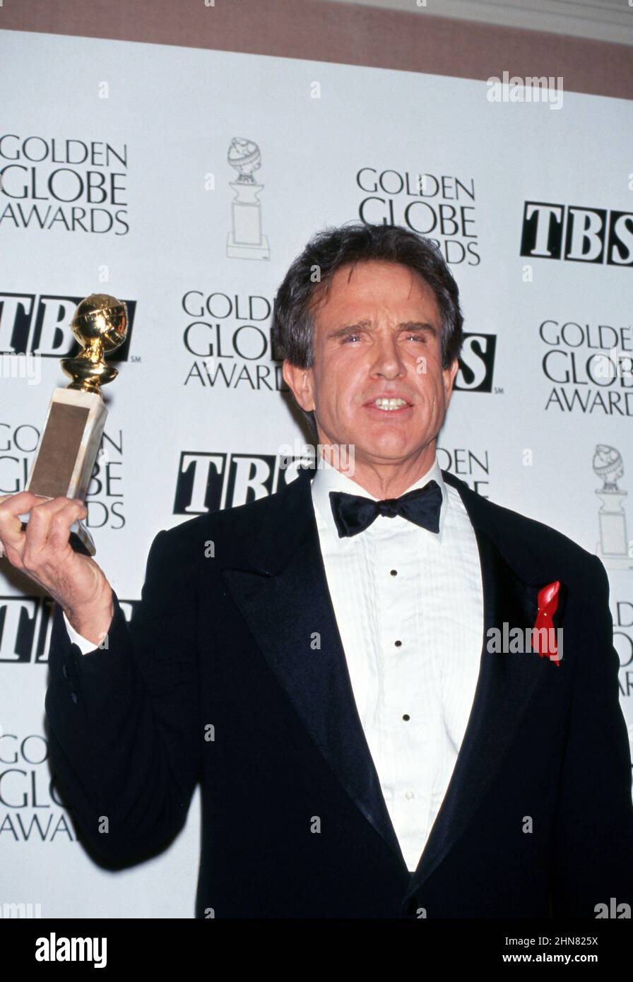 Warren Beatty at the 49th Annual Golden Globe Awards at Beverly Hilton ...
