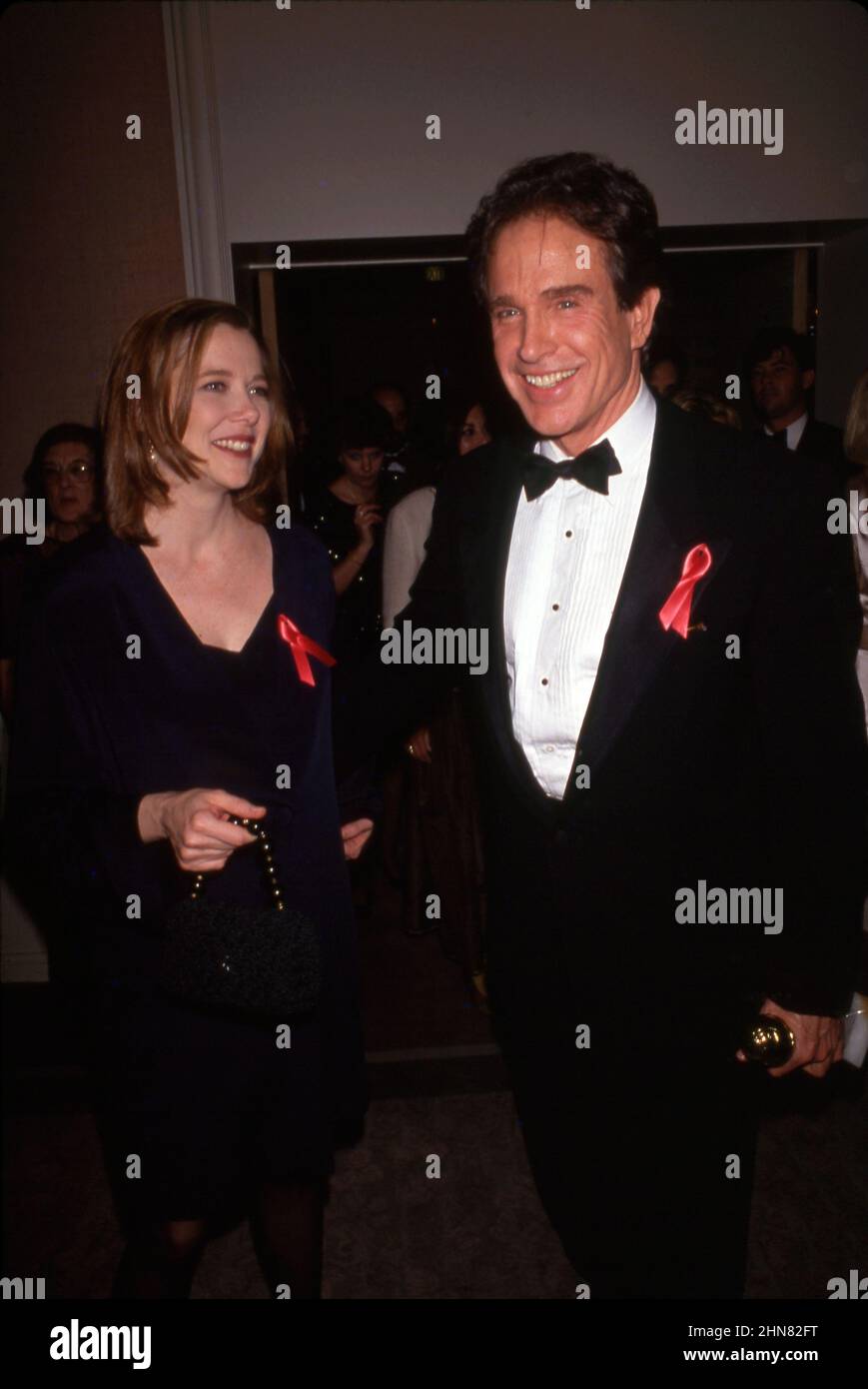 Warren beatty annette bening 1992 hi-res stock photography and images ...