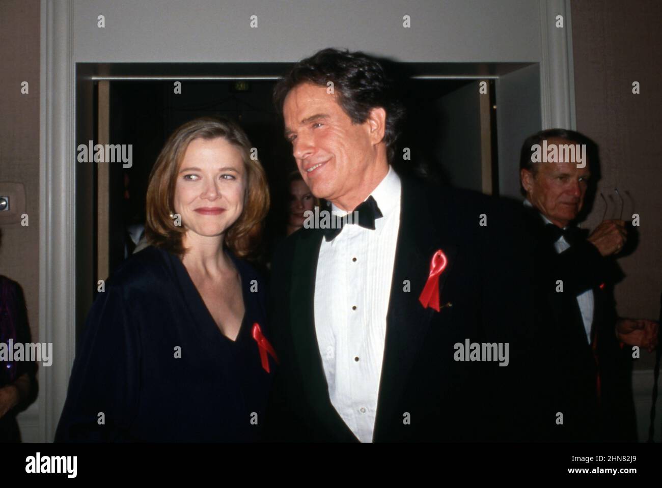 Annette Bening with Warren Beatty at the 49th Annual Golden Globe ...