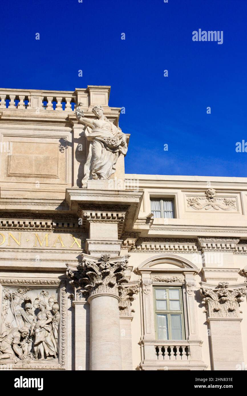 Rome fontana di trevi poseidon hi-res stock photography and images - Alamy