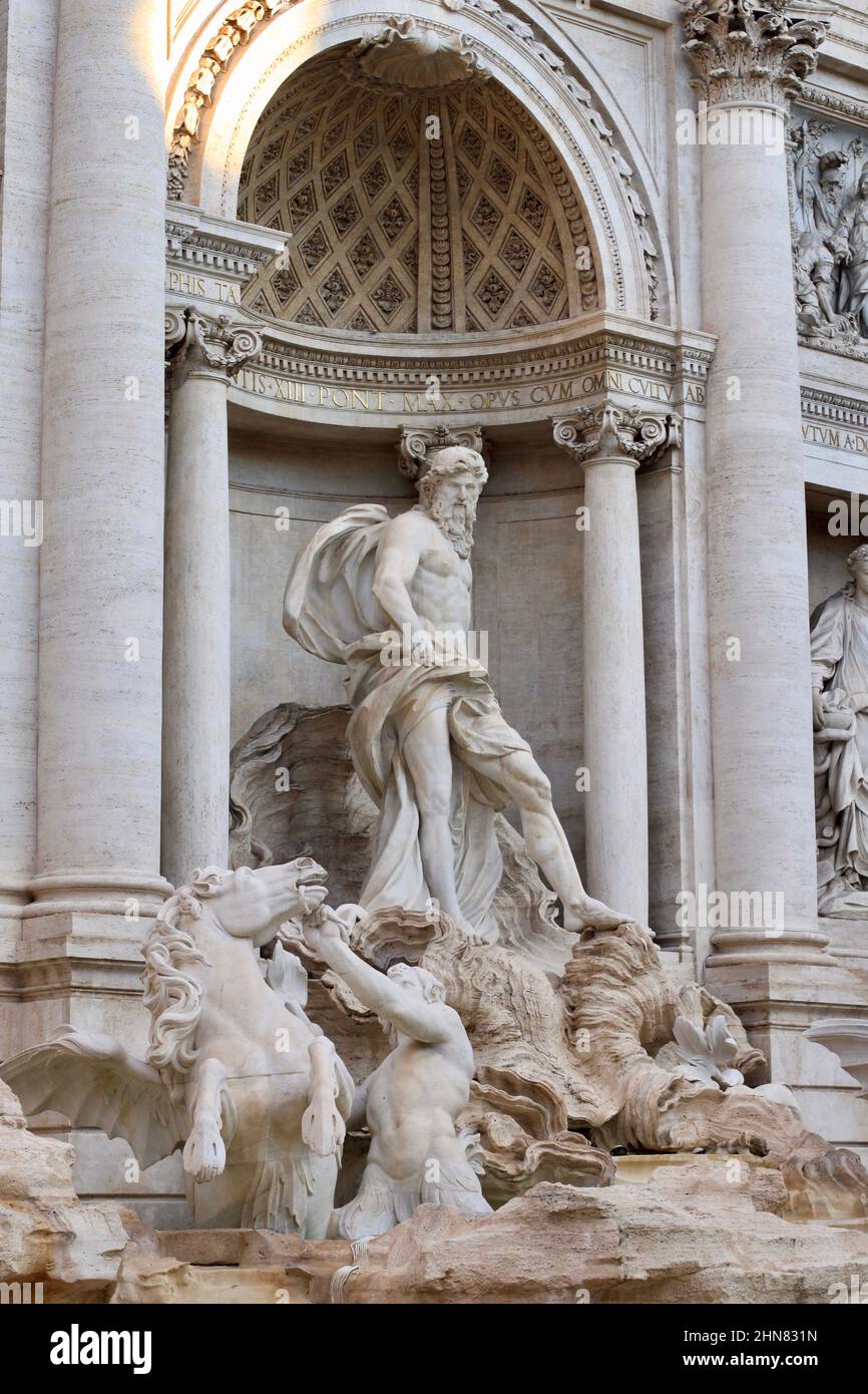 Rome fontana di trevi poseidon hi-res stock photography and images - Alamy