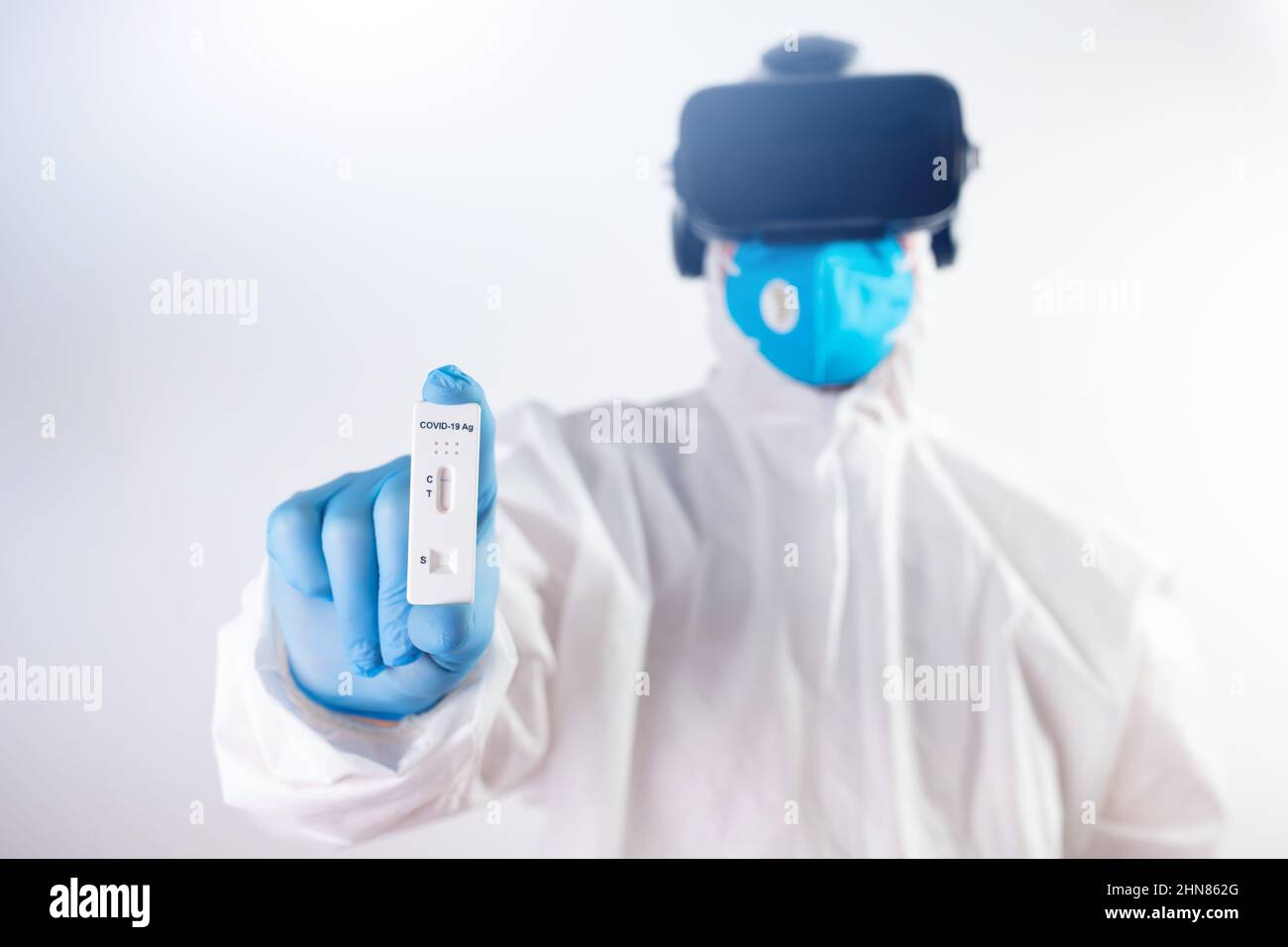 VR medicine. Doctor using virtual reality headset for medical purposes ...